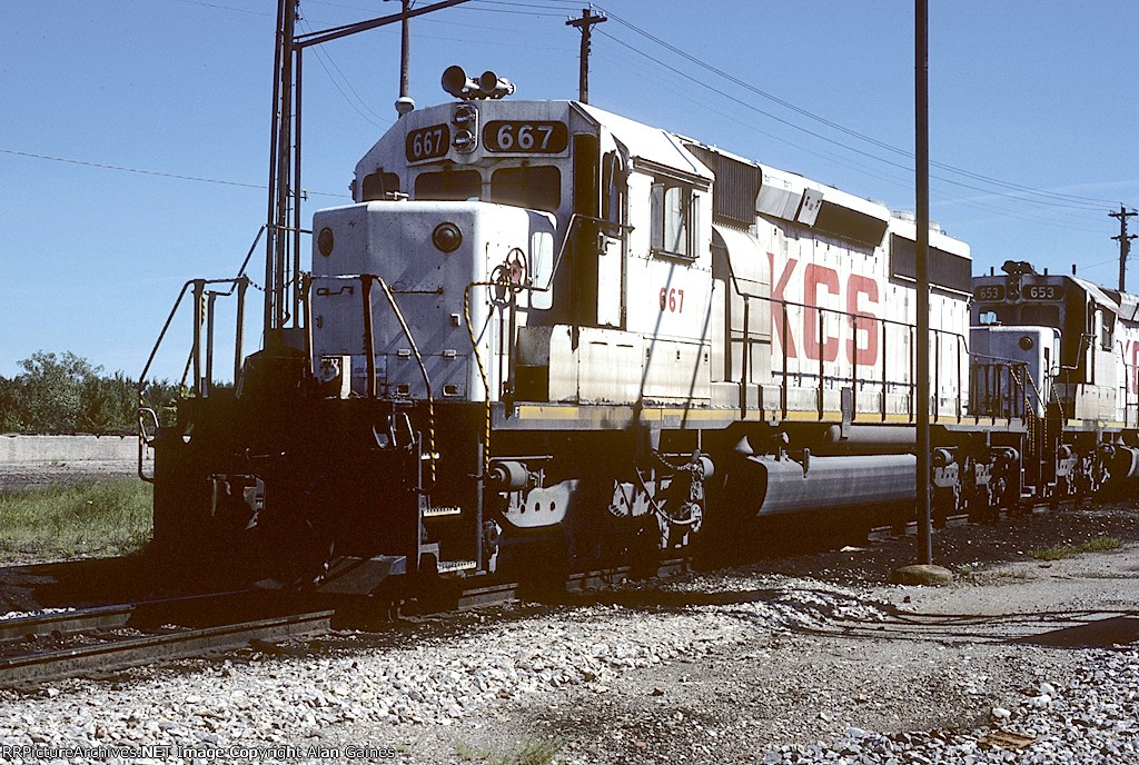 KCS SD40-2 667